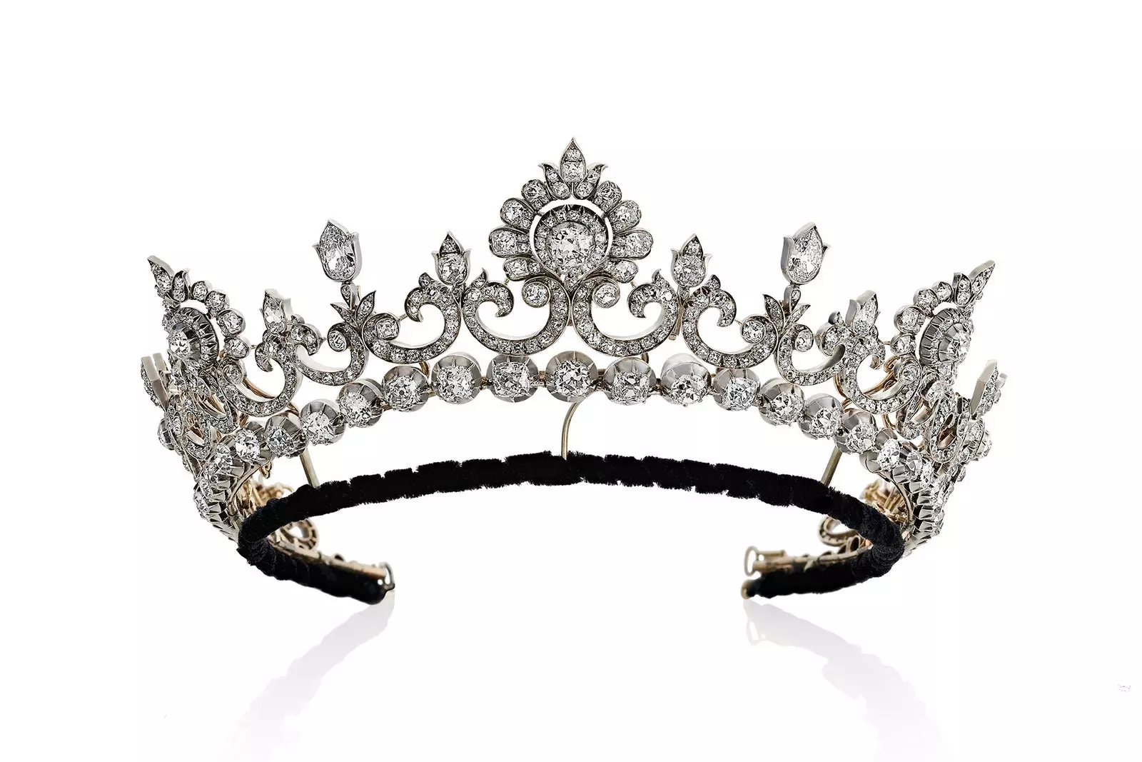 5th Marquess of Anglesey's Diamond Tiara برای فروش است