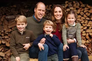 Karete ea Keresemese ea Cambridges 2020