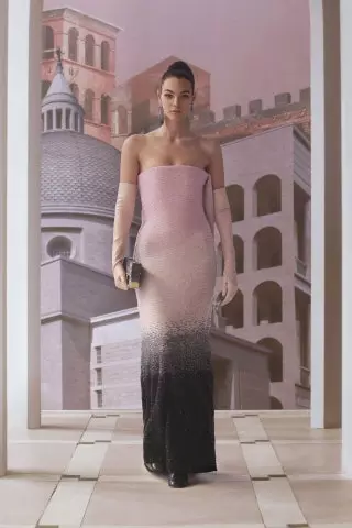 Tatler's Fashion Director verduidelik haar gunsteling-voorkoms van Fendi se jongste Couture-vertoning 1119_4