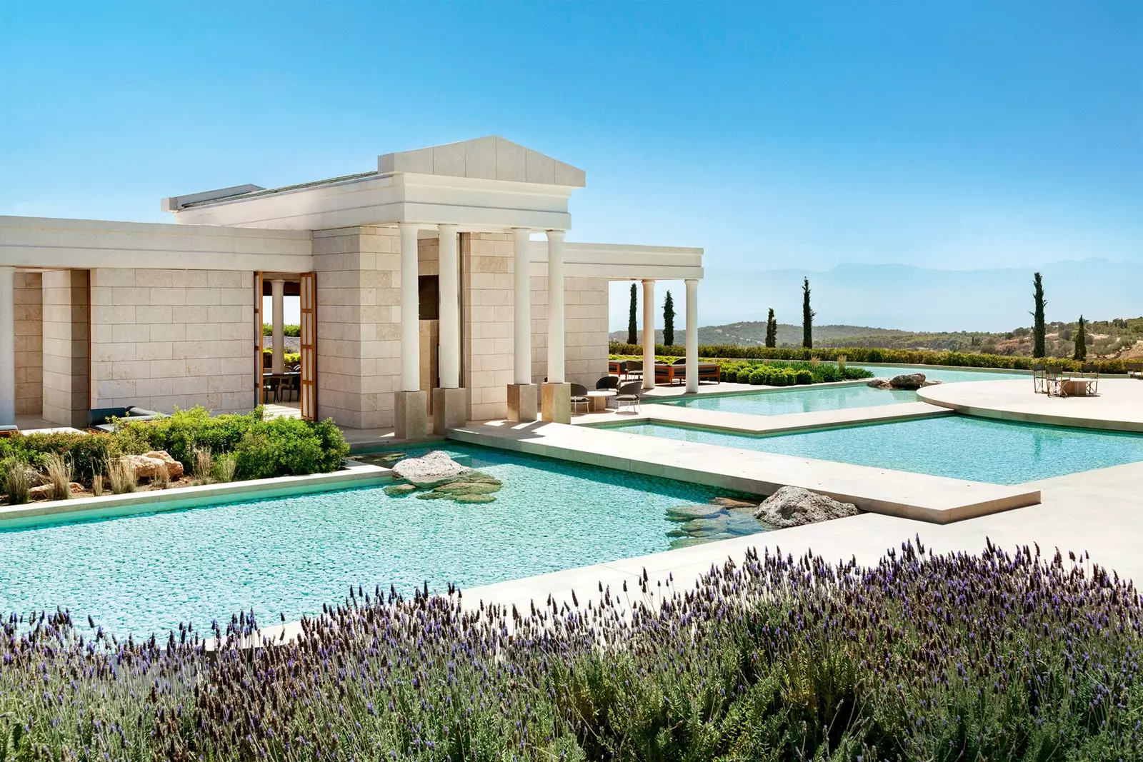 Amanzoe