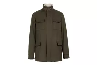 Loro Piana New Traveller jack 3720 loropiana.com Een nieuwe interpretatie van het iconische cashmere Traveller jack dit...