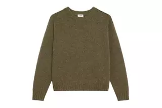 Celine Boxy crew neck in seamless khaki cashmere 990 celine.com ທຸກຄົນຕ້ອງການເສື້ອຢືດ cashmere ຝັນແລະ Celine ...