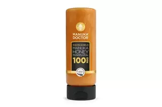 Στυμμένο μέλι Manuka 100 MGO 500g 75 manukadoctor.co.uk Η ευεξία με βάση το μέλι σερβίρεται σε τοστ και σε ζεστό...