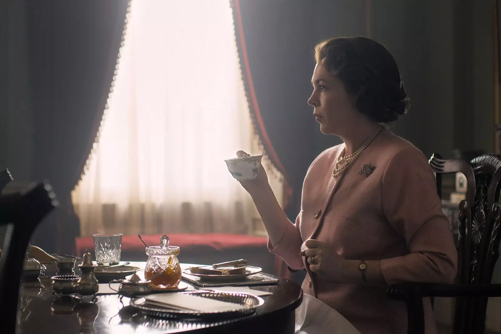 Olivia Colman í The Crown