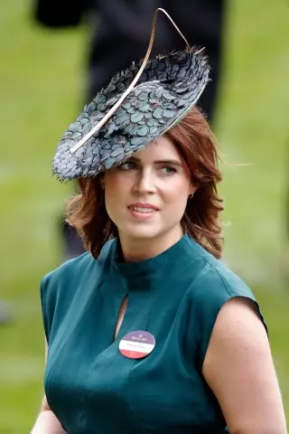 Si Princess Eugenie Eugenie ay si Prince Andrew at Sarah Duchess ng York na pangalawang anak na babae at bunsong anak at ang Queen...