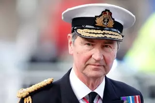 Viitseadmiral Sir Timothy Laurence Sir Timothy on Annesi teine abikaasa, kes liitus ametlikult kuningliku perekonnaga...