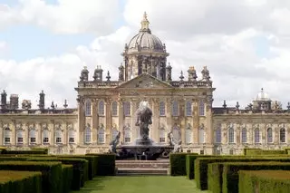 Castle Howard Imwe muma Yorkshires amazu meza cyane Castle Howard yabaye mumaboko yumuryango wa Howard kubindi ...