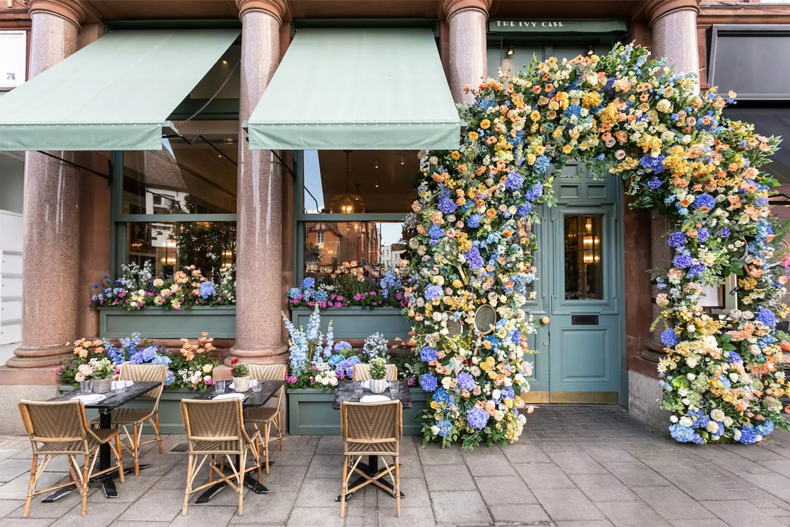 „Ivy Cafe Wimbledon“.