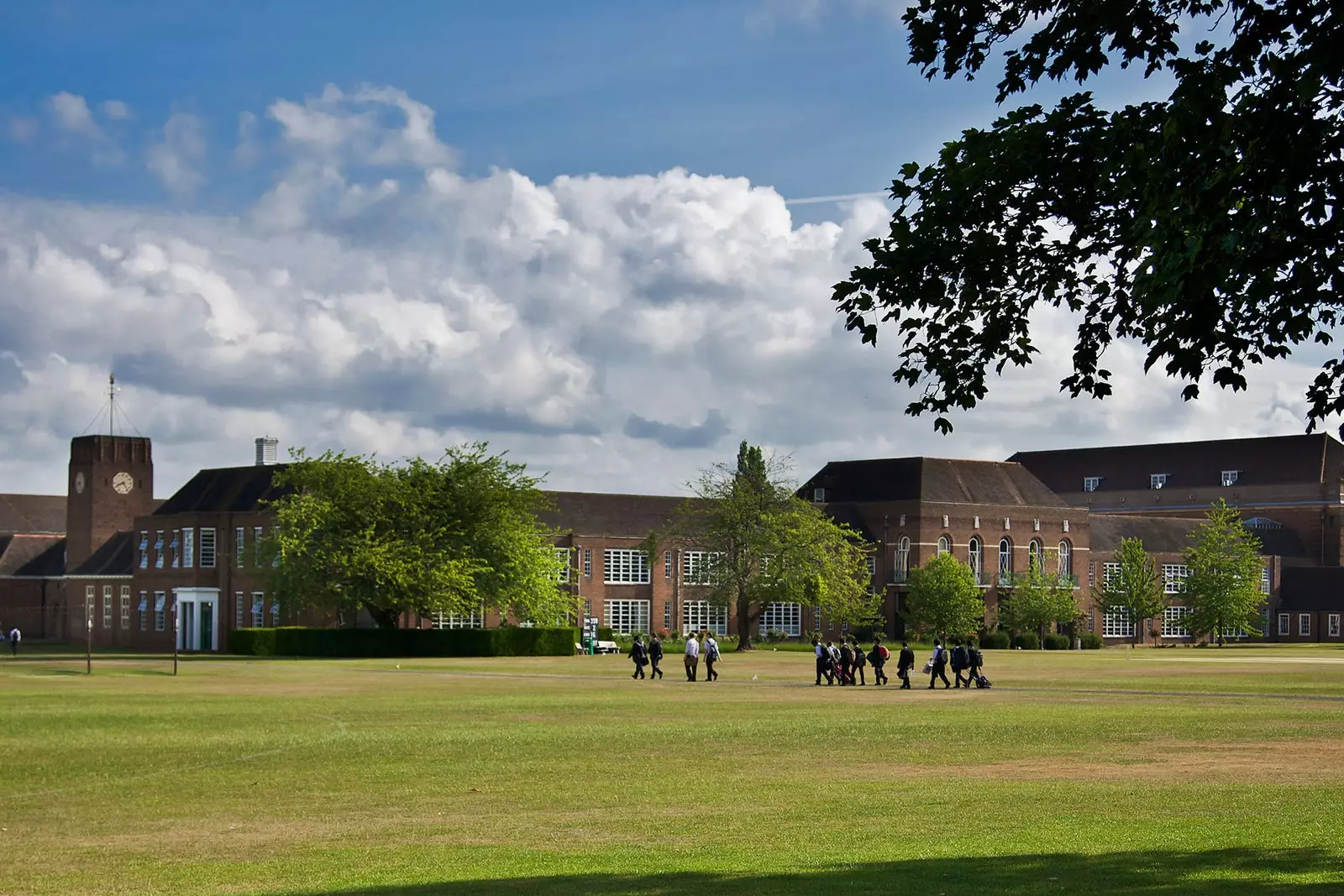 Zotsatira za Malipiro a Sukulu ya Merchant Taylors 2021 Tatler Schools Guide