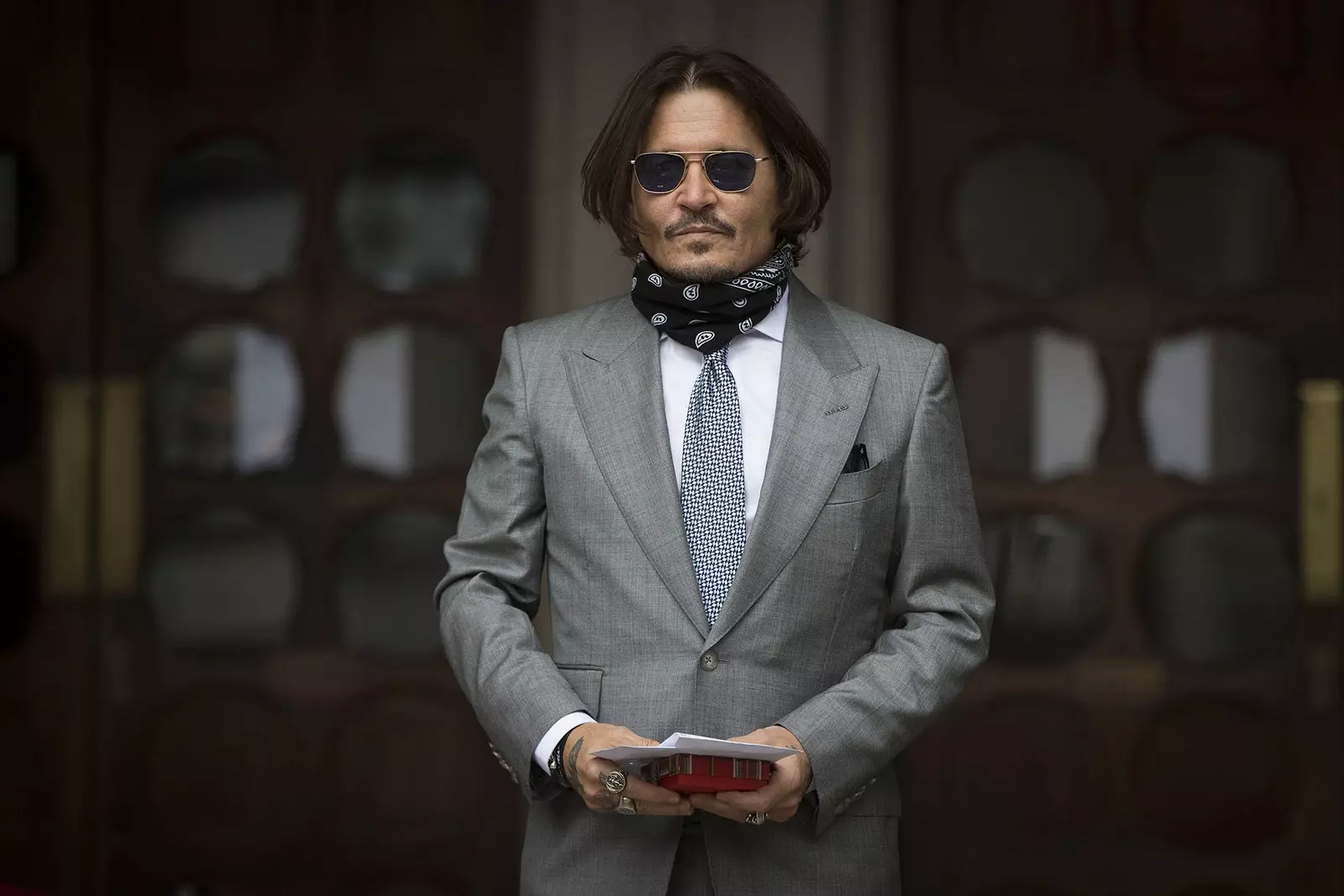 Johnny Depp oo imanaya maxkamada Royal ee cadaalada maalinta 8