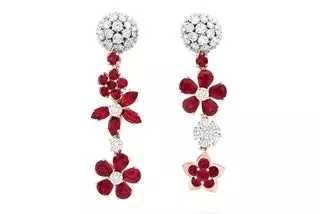 Van Cleef Arpels Folie des Prs ականջօղեր 105000 vancleefarpels.com