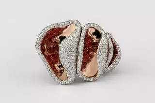 Ստուդիա Renn Orange Peel Ruby Reflection Ring 11000 studiorenn.com