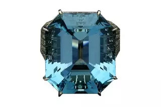 Hancocks Octagonalcut Aquamarine og demantshringur 29500 hancockslondon.com