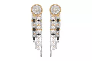 Earrings POA ચેનલ