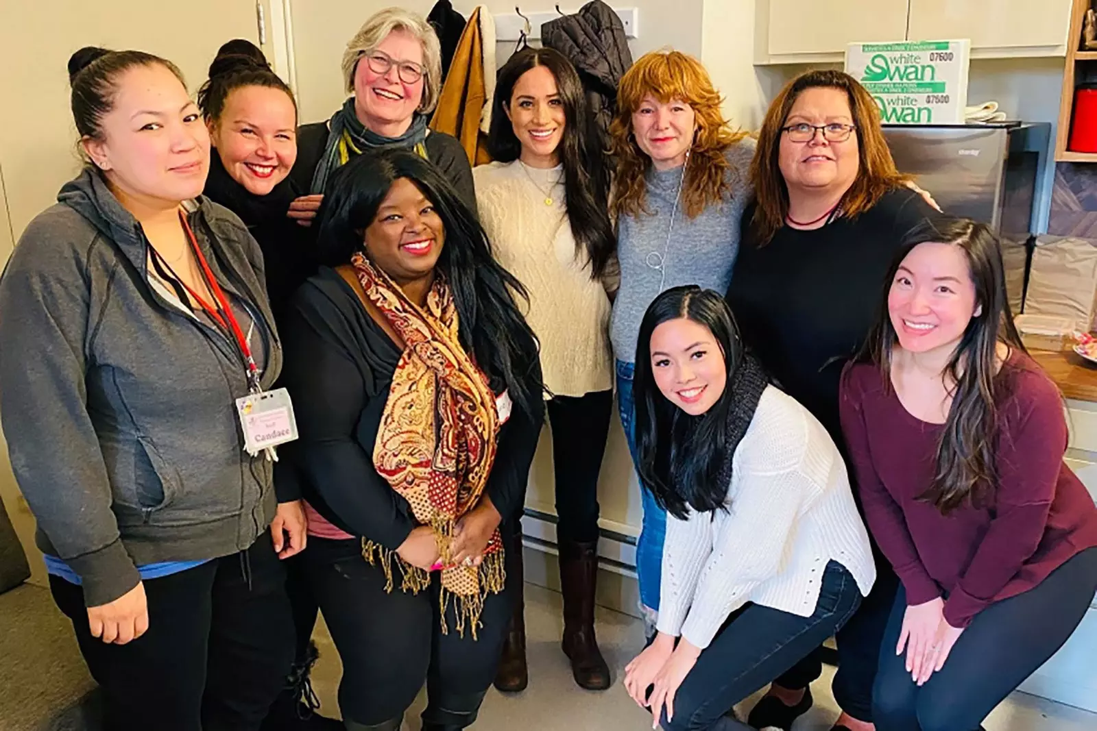 Meghan Markle yn Ymweld â Chanolfan Merched Downtown Eastside yn Vancouver