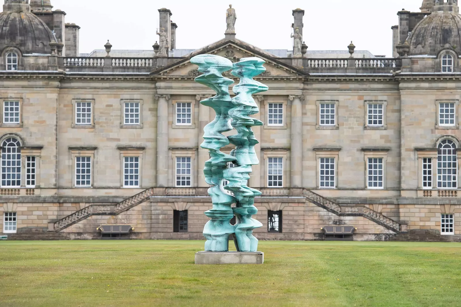 Tony Cragg v dvorani Houghton