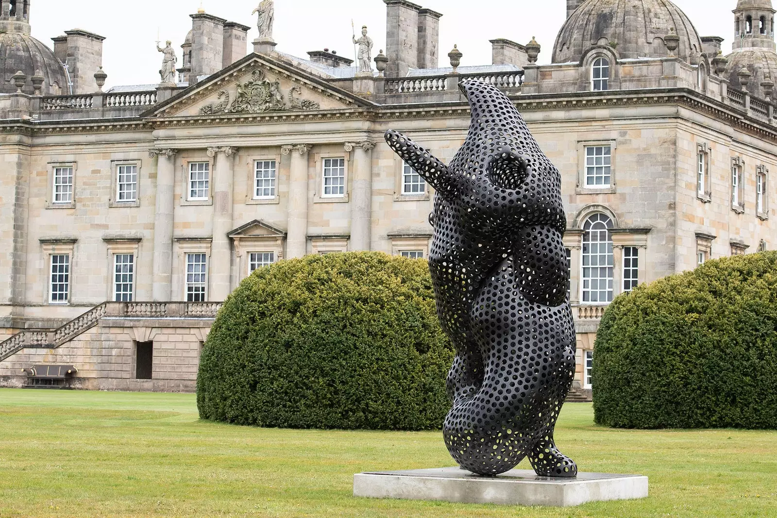 Tony Cragg na Houghton Hall