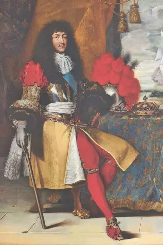 Portráid ina suí de Louis XIV b’fhéidir tar éis ola Claude Lefebvre nó Nicolas Pitau ar chanbhás tar éis 1670 Château de Versailles