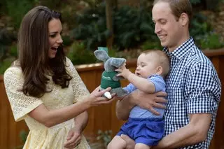 Der Herzog und die Herzogin von Cambridge mit Prinz George in Sydney 2014