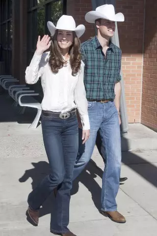 Adipati lan Putri saka Cambridge ing Calgary Stampede ing Kanada 2011