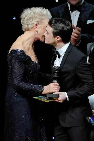 Helen Mirren kaj Daniel Radcliffe