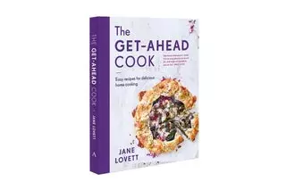 The GetAhead Cook le Jane Lovett Oiriúnach do gach leibhéal is máistir-rang sa chócaireacht baile é an leabhar seo. An allinone...