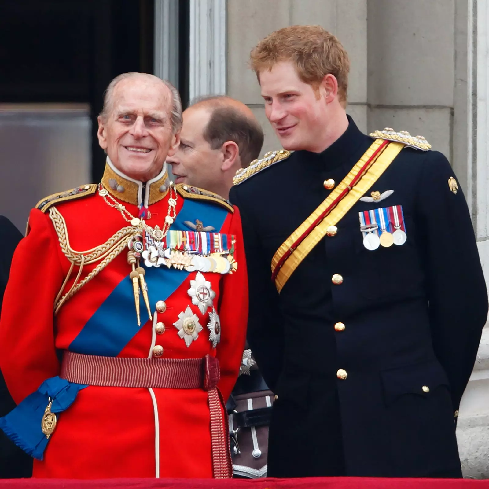 Si Prince Harry kauban si Prince Philip Duke sa Edinburgh