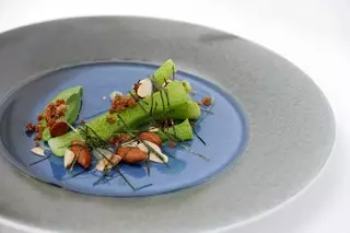 Pollen Street Social Jason Athertons Michelinstarred Flaggschëff huet en dedizéierten vegan Menü deen seng saisonal ...