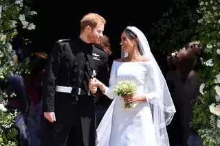 The Royal Wedding Lajeng on ka 19 Méi 2018 pikeun dinten badag sorangan. Upacara mewah lumangsung di St Georges Chapel ...