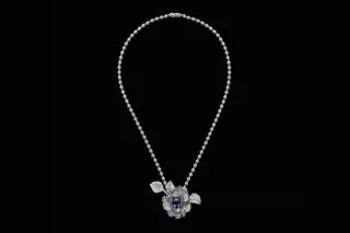 Collana rosa in oro bianco, diamanti e tanzanite POA dior.com