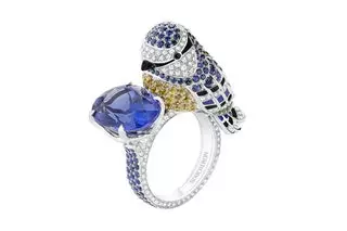 18kt safire e tšoeu ea khauta le tanzanite Meisa ring 77400 boucheron.com