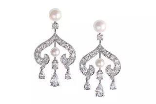 Imperial Zhivago Dawb Kub Pob Zeb Diamond Pearl Chandelier Earrings POA faberge.com