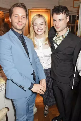 Derek Blasberg Elle Fanning နှင့် Tom Sturridge