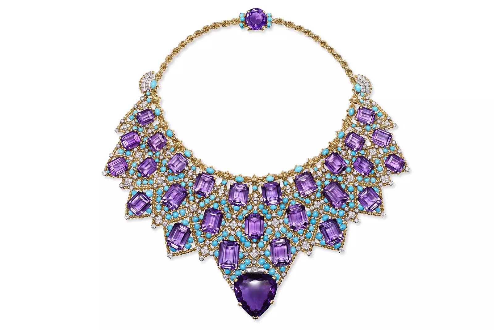 Kalung amethyst dan pirus bibstyle Cartier 1947 yang sebelumnya dimiliki oleh Duchess of Windsor yang digambarkan di atas