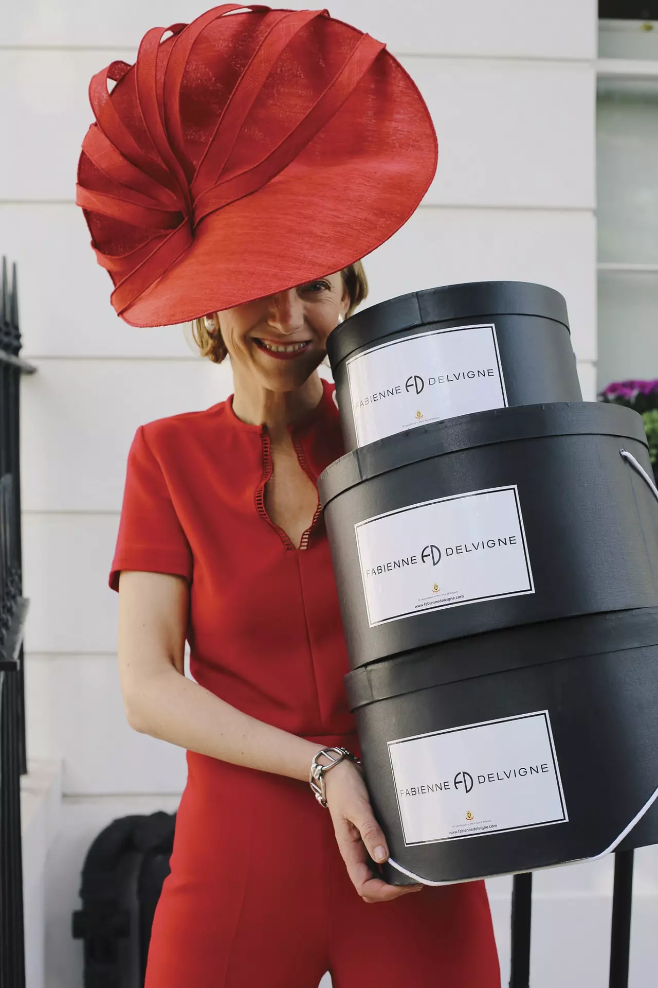 Fabienne Delvigne, la modiste de la reine Mathilde de Belgique, arrive au Royaume-Uni