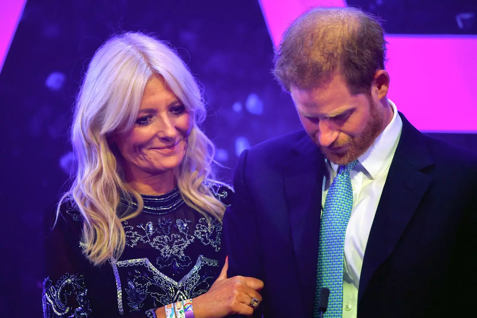 De Prënz Harry gëtt emotional bei de WellChild Awards