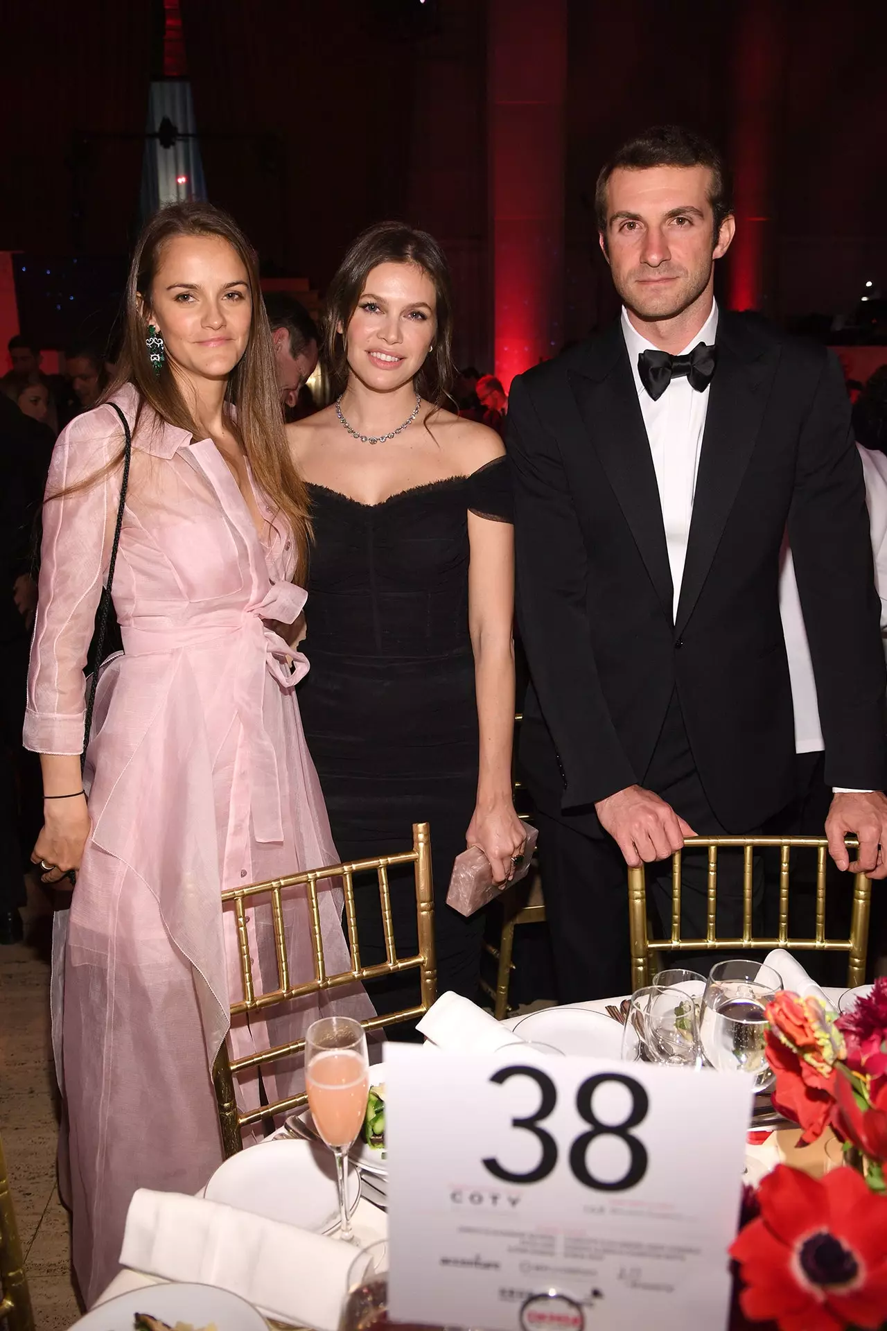 Charlotte Santo Domingo Dasha Zhukova u Stavros Niarchos fid-DKMS Love Gala f'Mejju tas-sena l-oħra