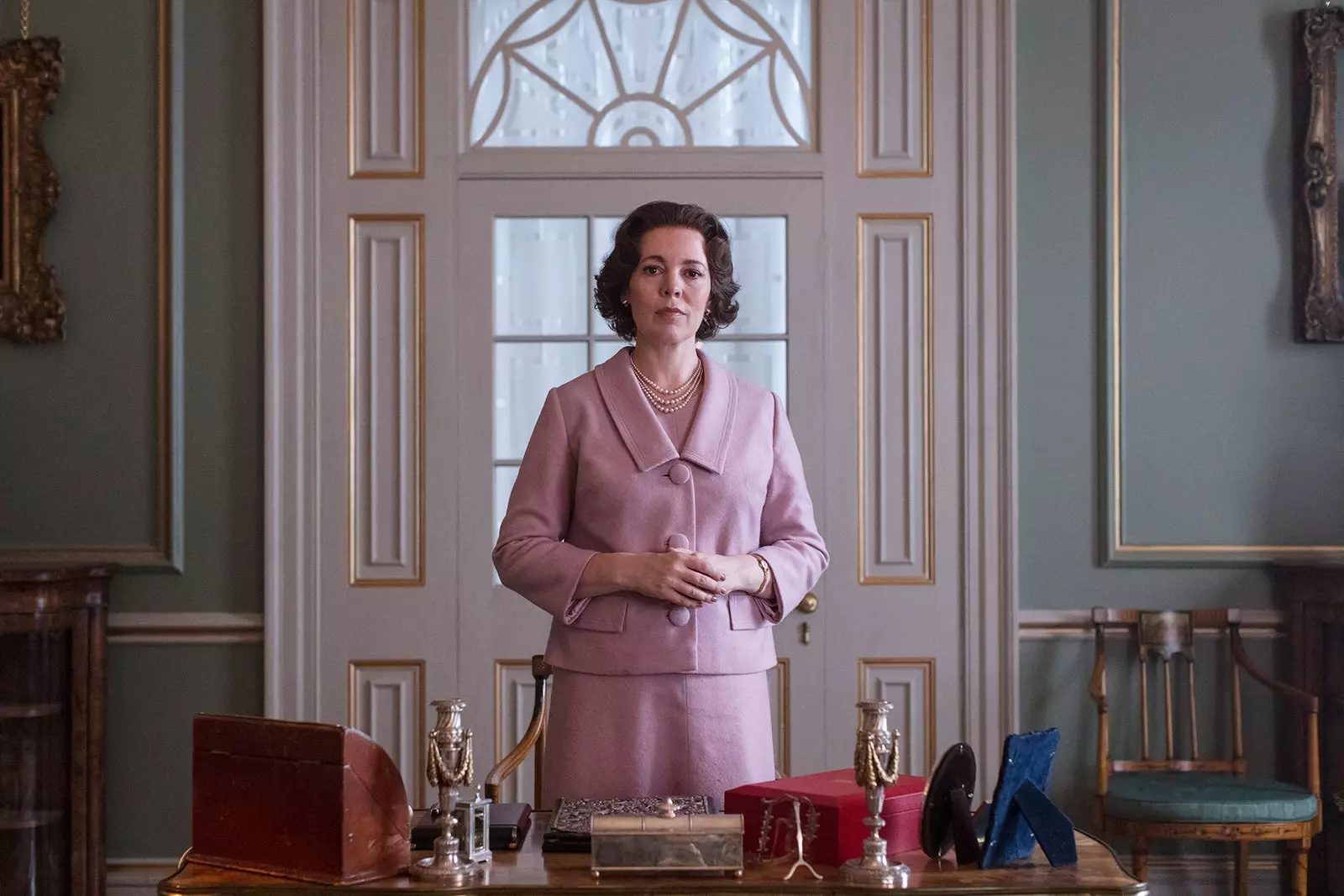 أوليفيا كولمان في فيلم The Crown