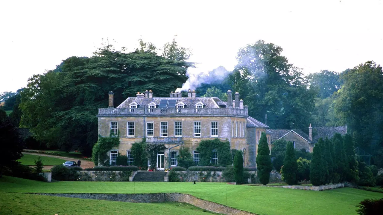 Mbreti i Bahreinit rrëmben parkun historik të drerit Cotswolds për 120 milionë funte nga princi saudit