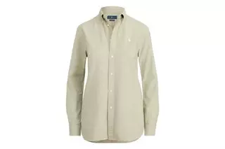 Una camicia Oxford rilassata di Ralph Lauren è un capo essenziale, perfetta per l'abbigliamento a strati si adatta molto bene ed è disponibile in una gamma...