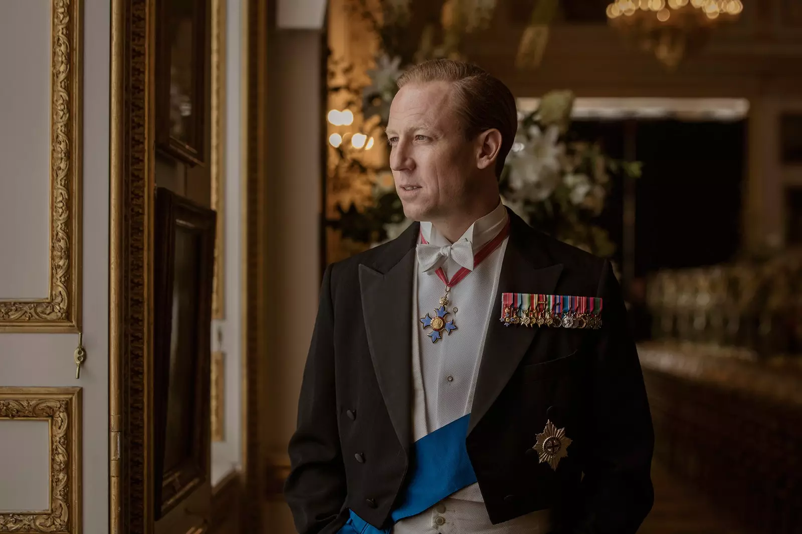 Tobias Menzies como o príncipe Felipe