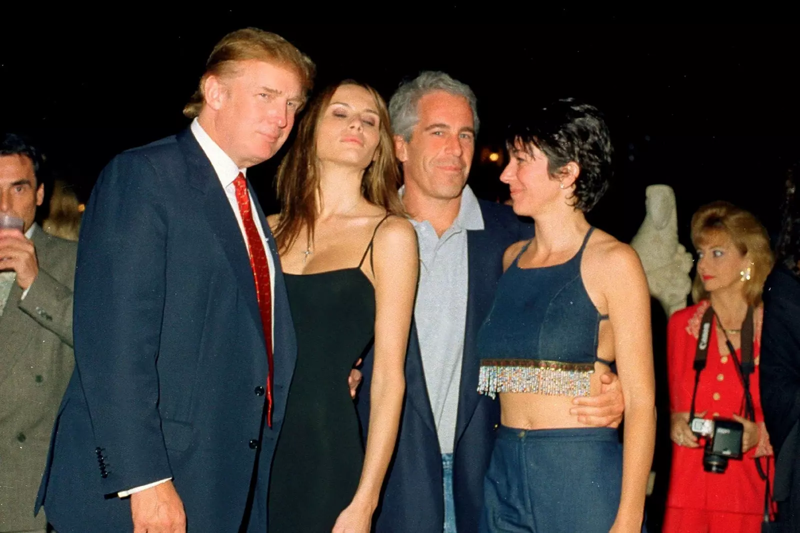 Donald i Melania Trump z Jeffreyem Epsteinem i Ghislaine Maxwell