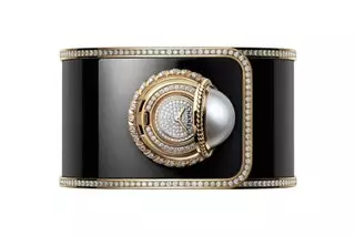 15. Құдаларыңызбен үй кеші Mademoiselle Priv Bouton Ganse de Diamant құпия сағаты POA Chanel Haute Horlogerie ...