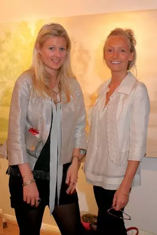 Philippa Holland dhe Martha Ward