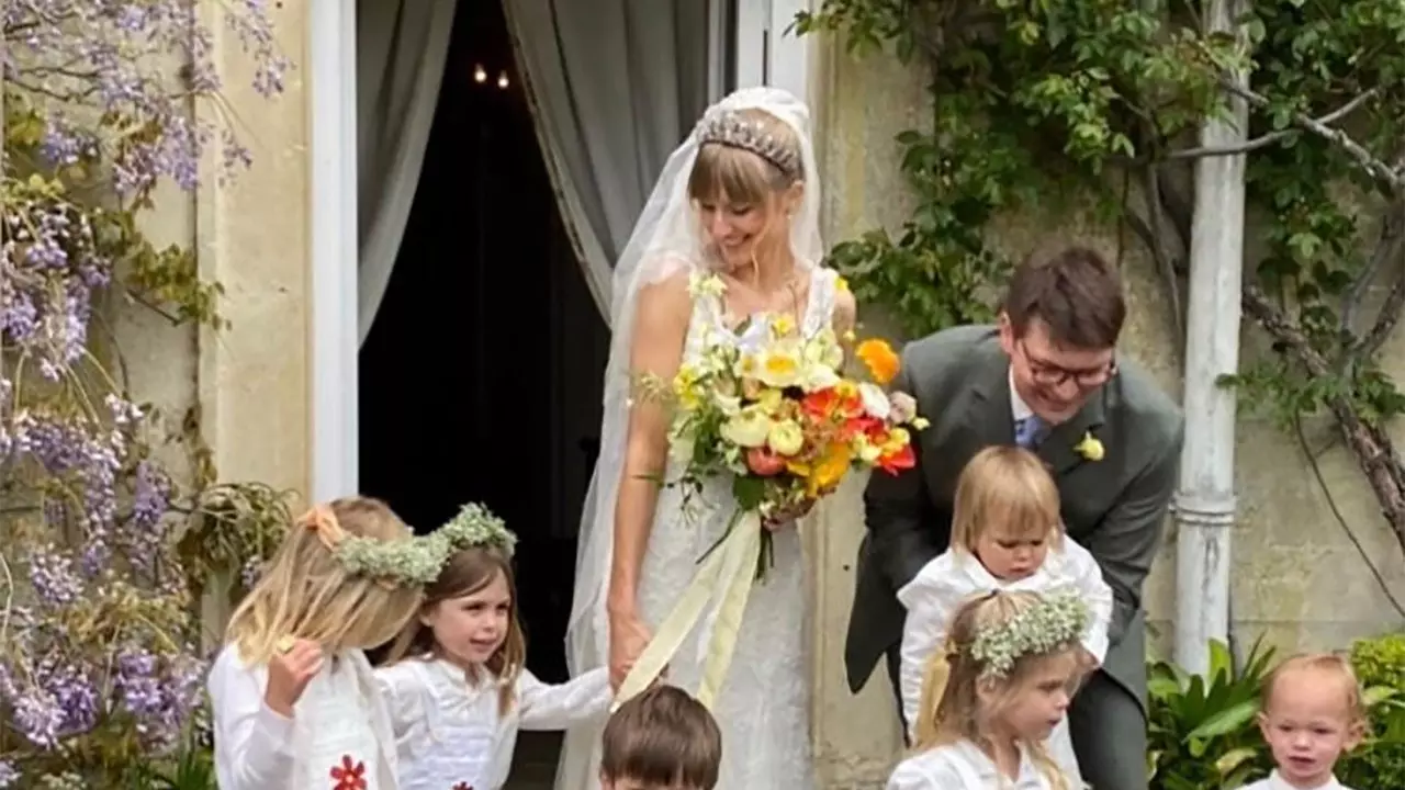 Moltes felicitats al príncep Fritzi von Preussen pel seu casament amb Tilly Johnson