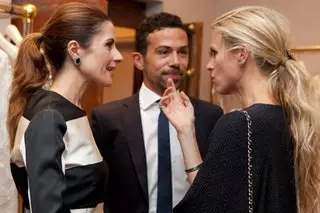 Livia Firth Nicola Giuggioli ir Laura Bailey