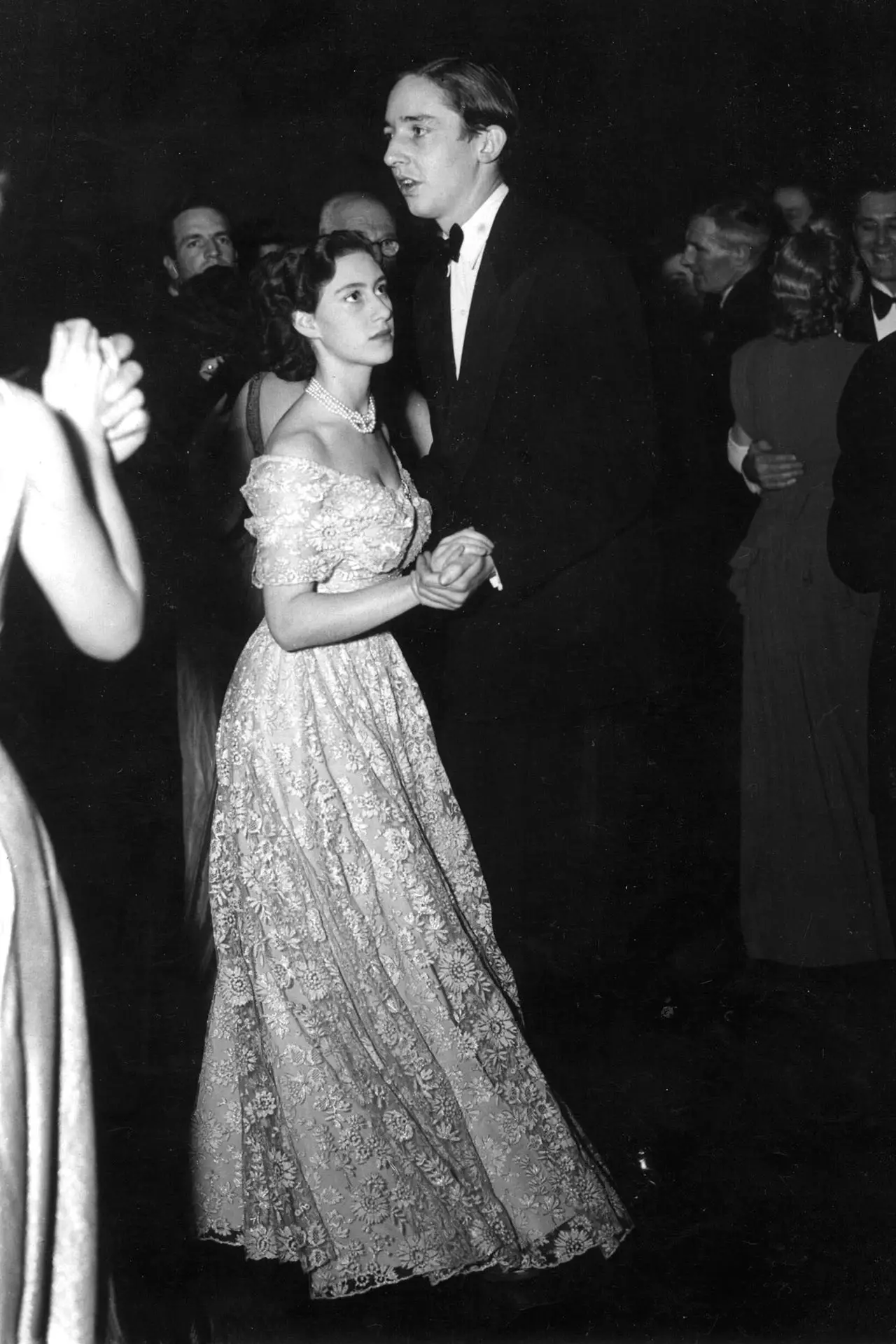 Prinses Margaret en Billy Wallace by it British Empire Nurses War Memorial Fund Thank You Ball by BMA House 1948