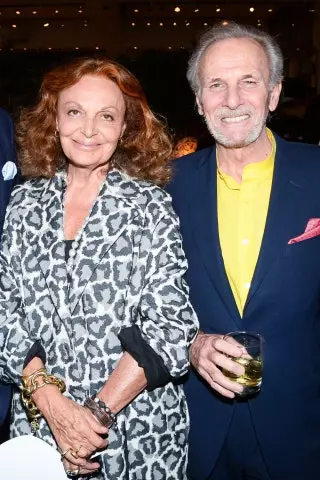 Me Diane Von Furstenberg në ankandin Fabergè Big Egg Hunt në 2014