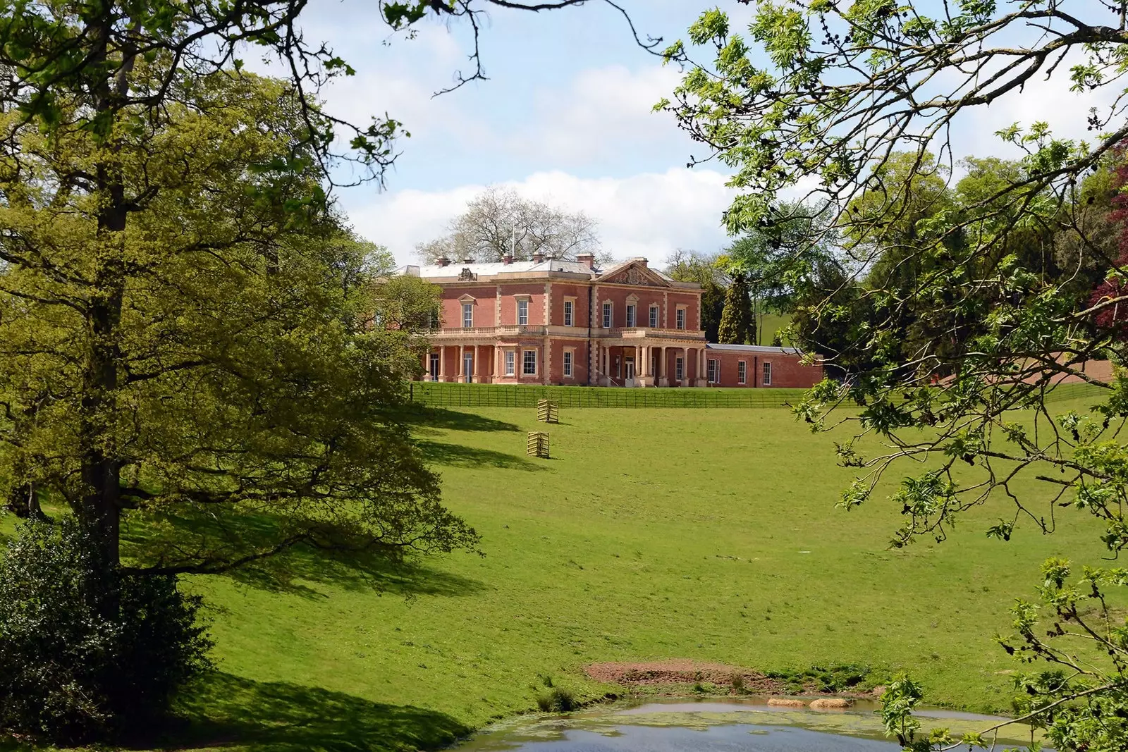 Hillersdon House vue du parc aux cerfs