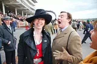 Harriet Smyly iyo Nicky Henderson